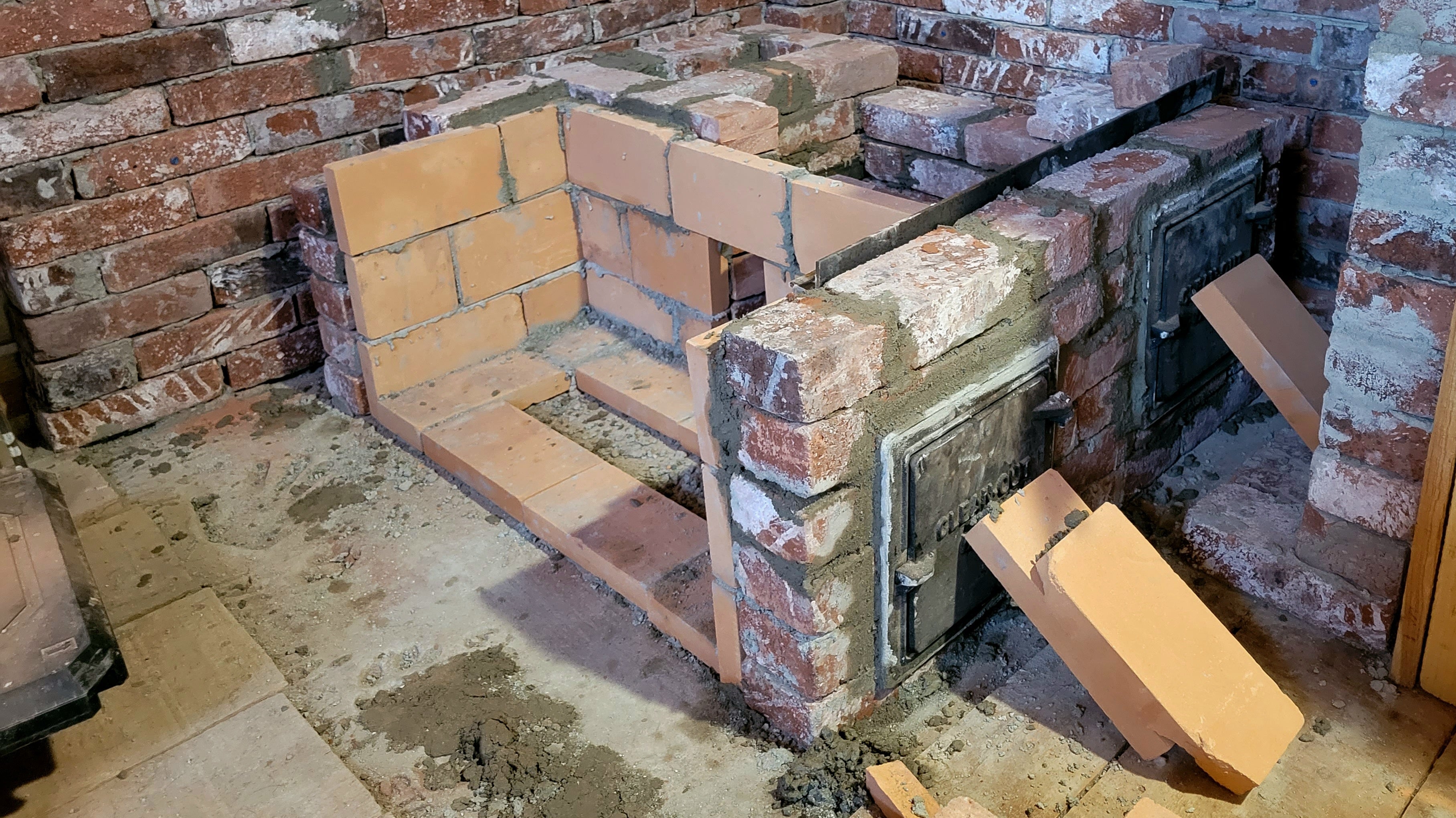 Frugal Off Grid Fireplace Build #frugaloffgrid #fireplace #cabinbuild