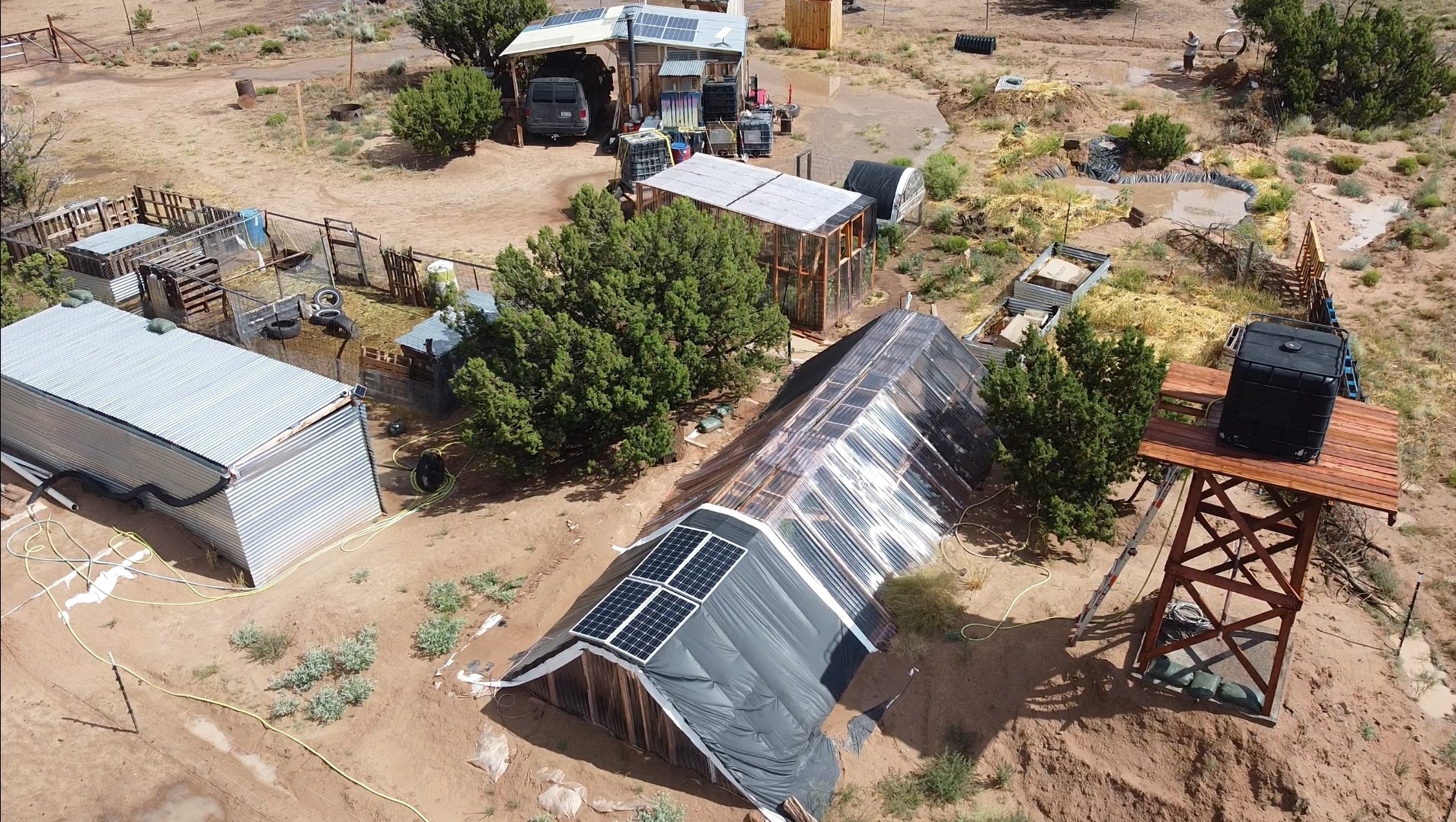 A day in the life living off the grid – Frugal Off Grid